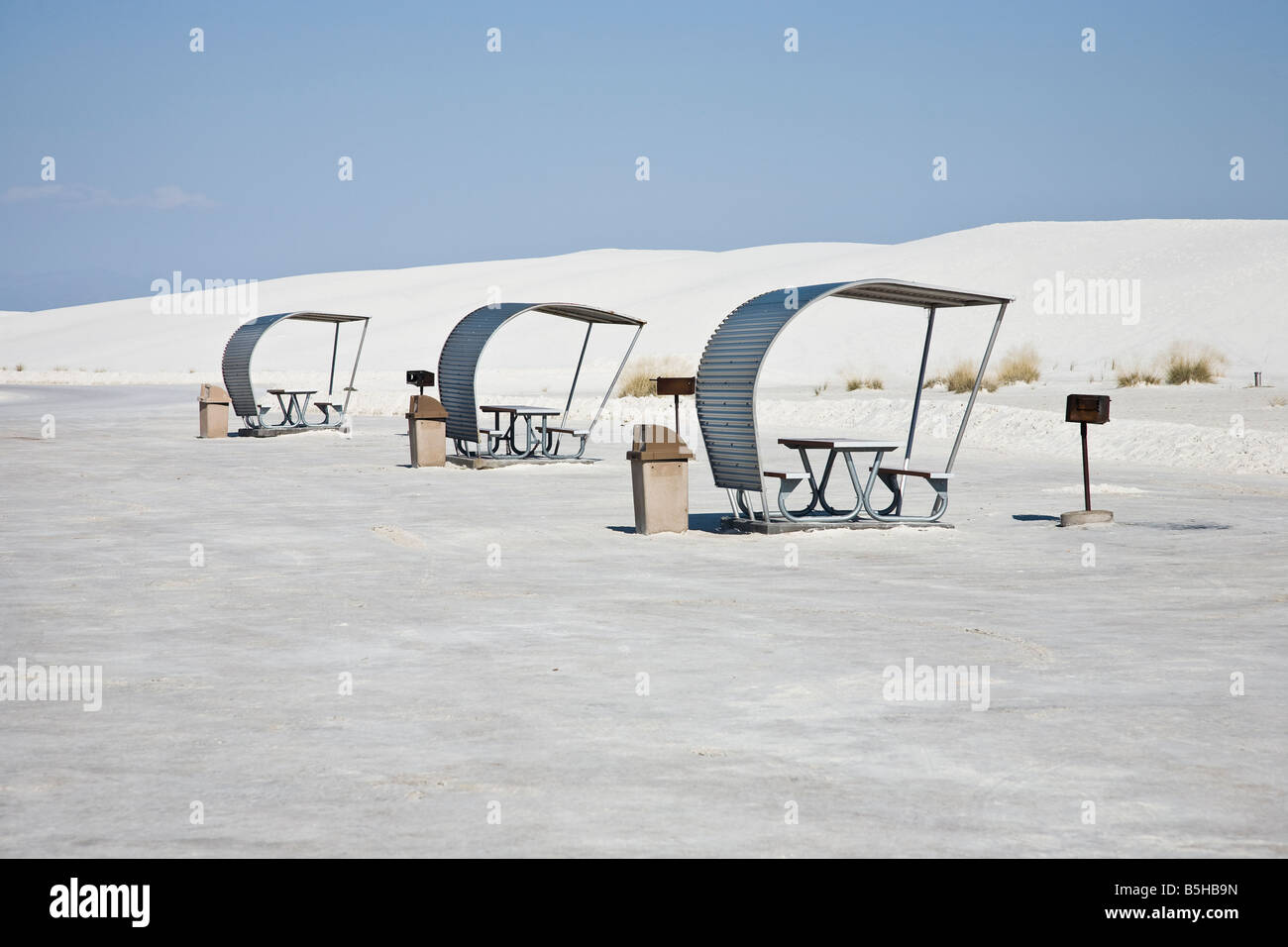 Picnic area, White Sands National Monument in New Mexico, USA Stock ...