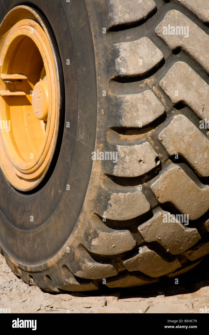 Frontal loader hi-res stock photography and images - Alamy