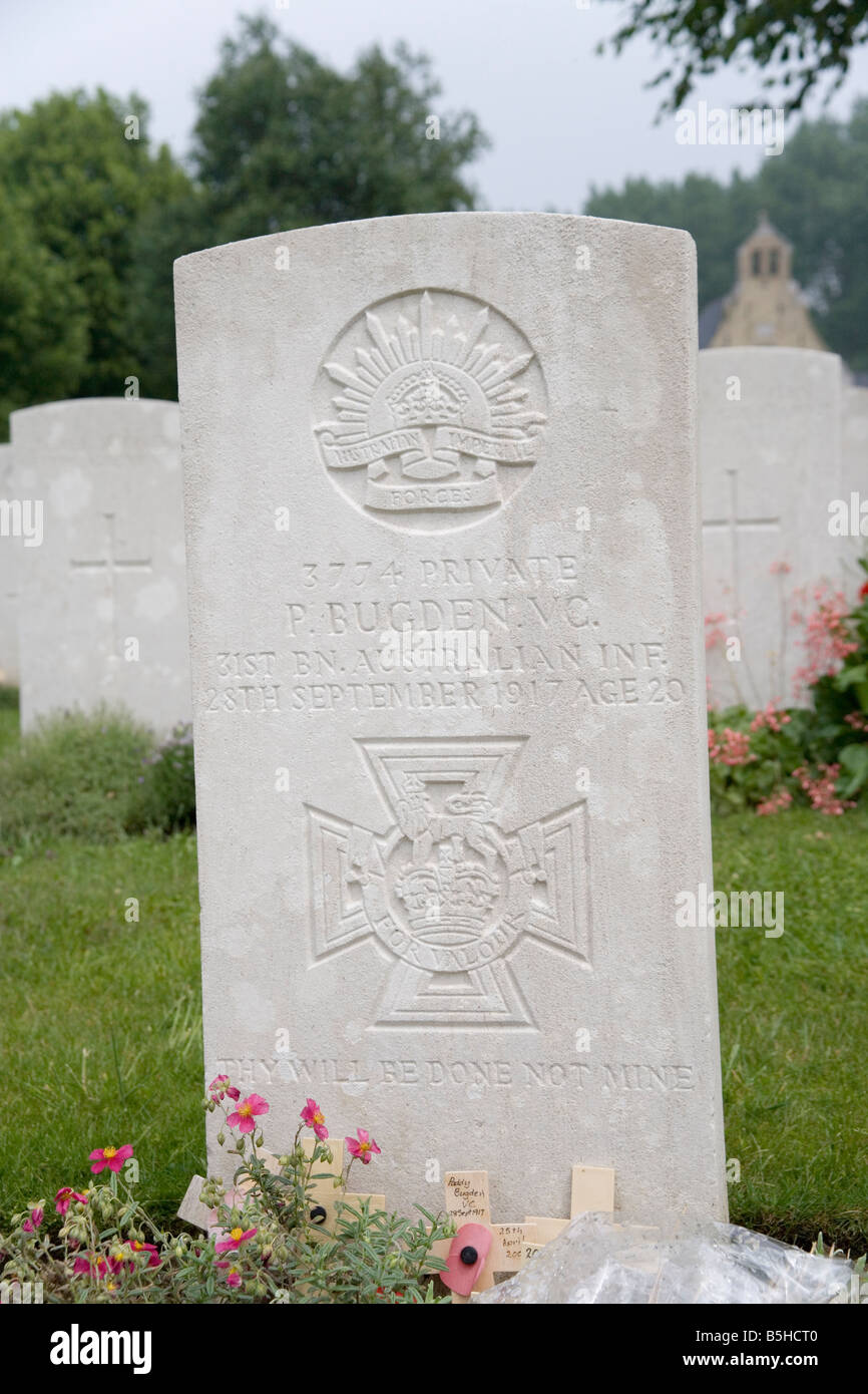 Australian Patrick Bugden VC grave at Hooge Crater Commonwealth War Graves Commission Cemetery ...