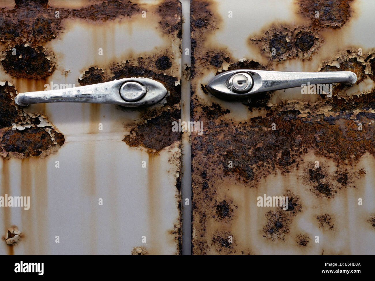 Rusty Rover 110 car detail, Gwynedd, Wales, UK Stock Photo - Alamy