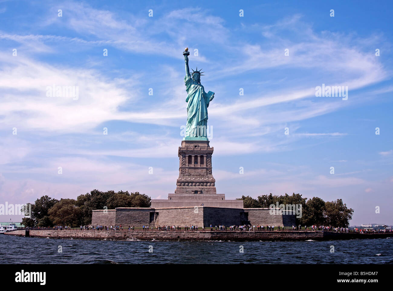 Statue of lady liberty hi-res stock photography and images - Alamy