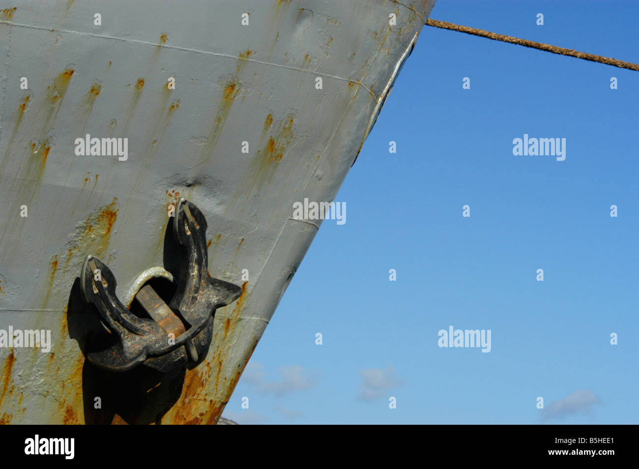 Wreck anchor hi-res stock photography and images - Alamy