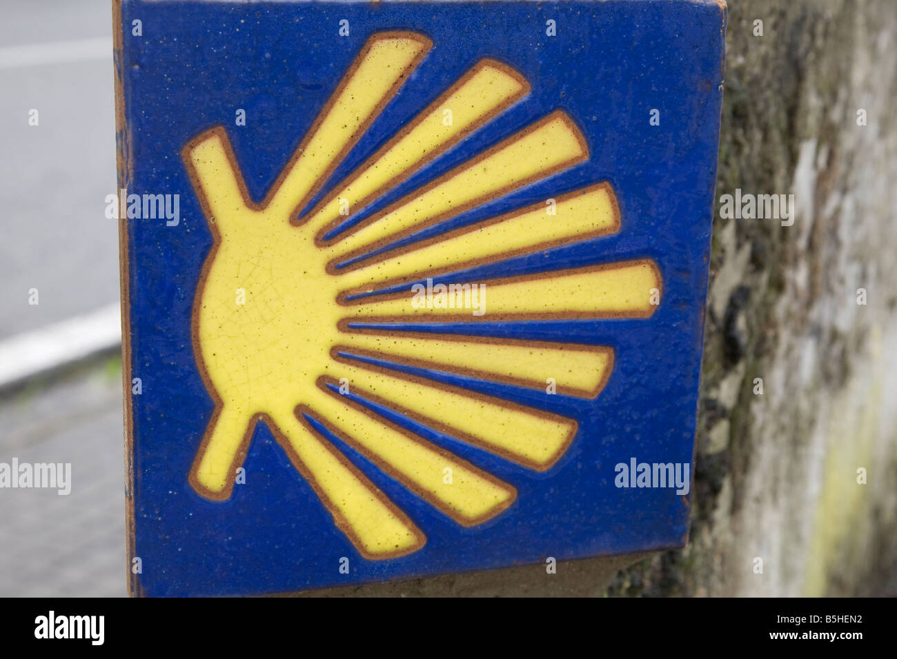 Camino de Santiago Signpost, Galicia, Spain Stock Photo - Alamy