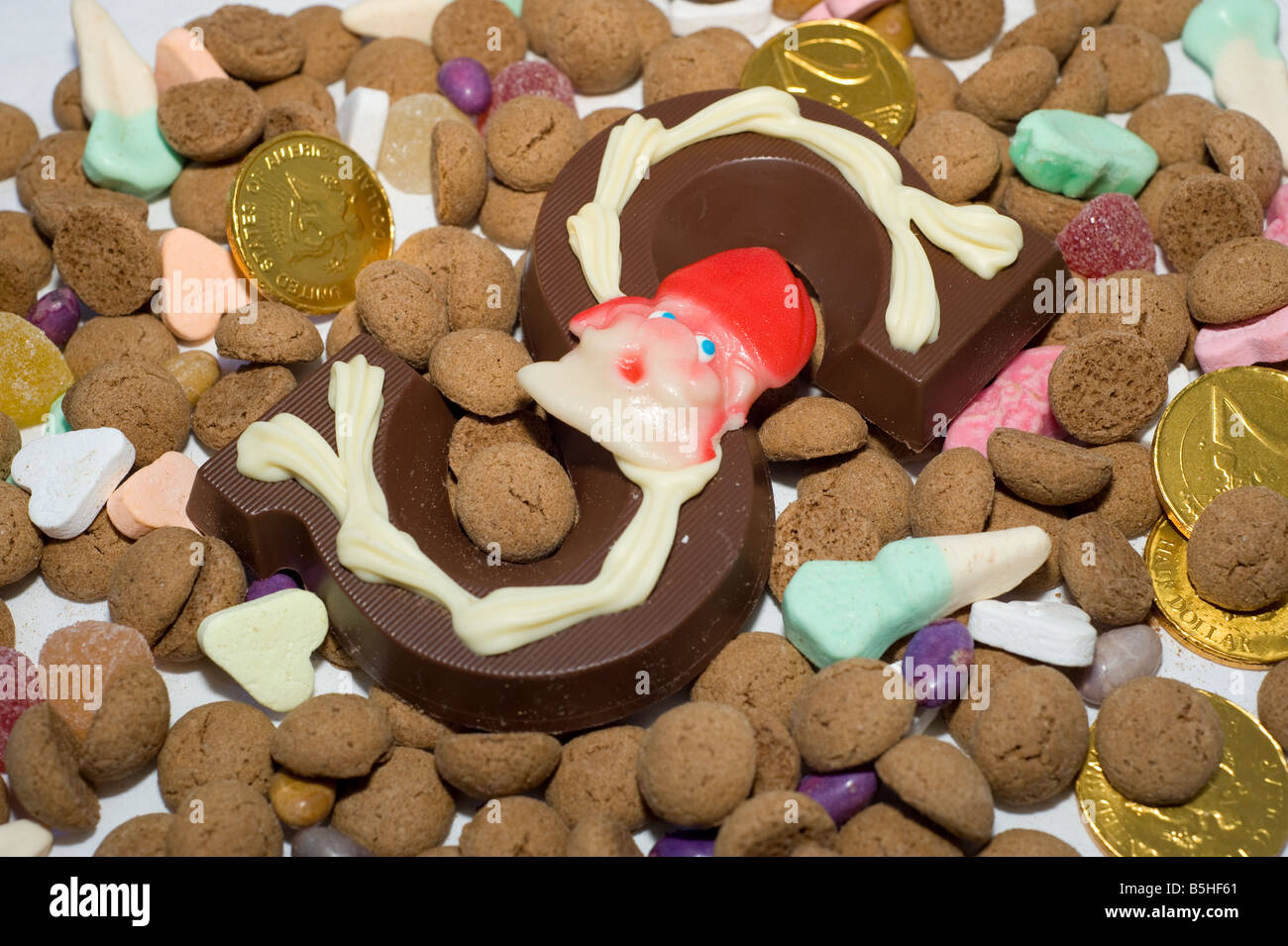 Lots of candy for the Sinterklaas celebration Stock Photo - Alamy