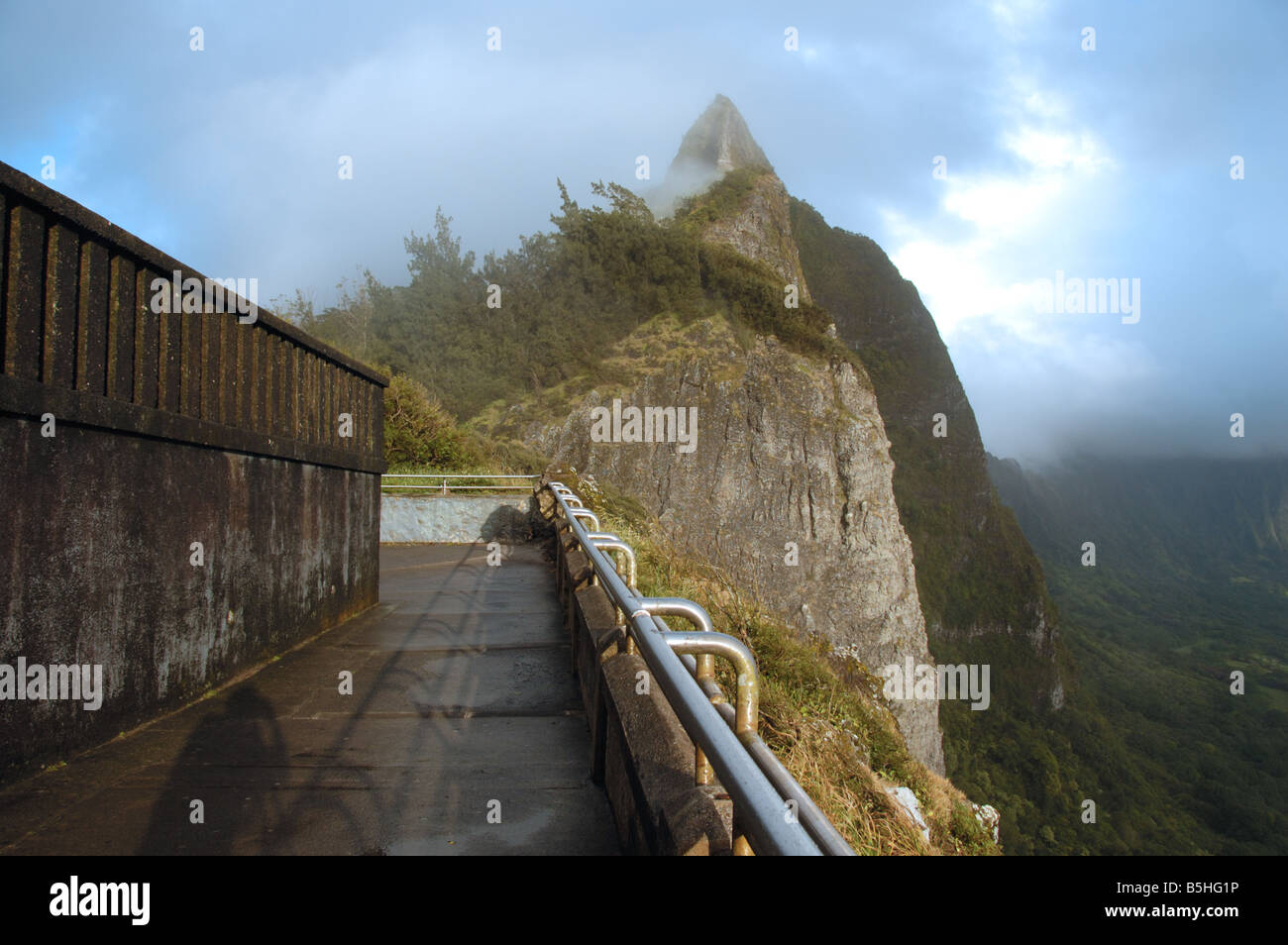 Pali Peak from Pali Lookout on the Island of Oahu Hawaii Stock Photo ...