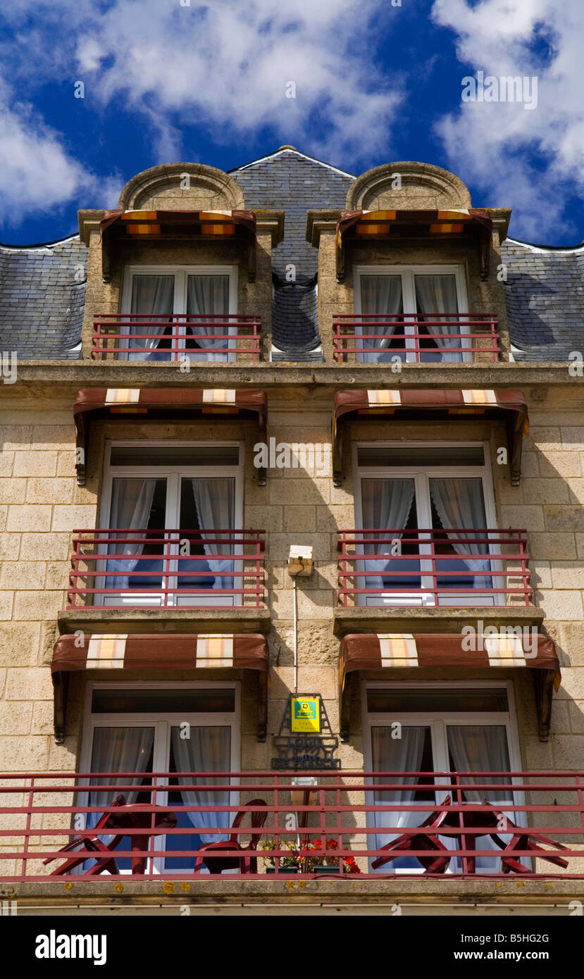 French windows balcony hi-res stock photography and images - Alamy