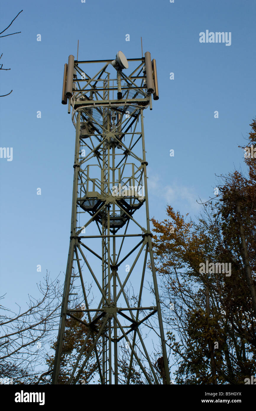 Cell phone tower icon hi-res stock photography and images - Alamy