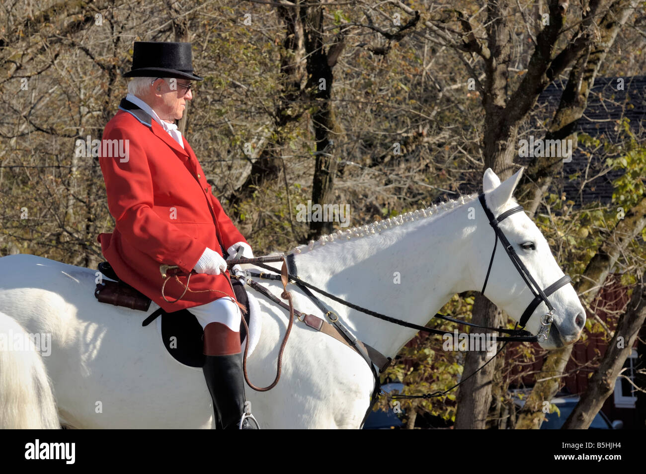 Annual Blessing of the Hounds at the Iroquois Hunt Club in Lexington ...