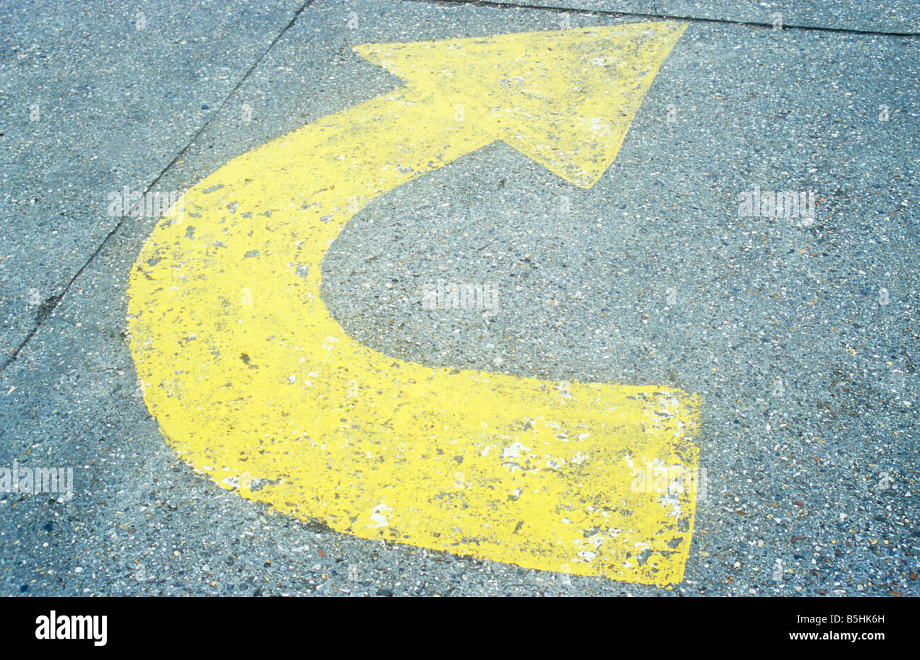 Chunky arrow hi-res stock photography and images - Alamy