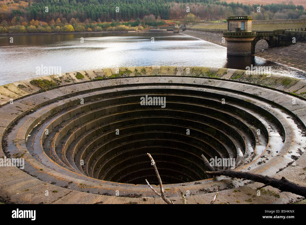 Ladybower reservoir spillway High Resolution Stock Photography and ...