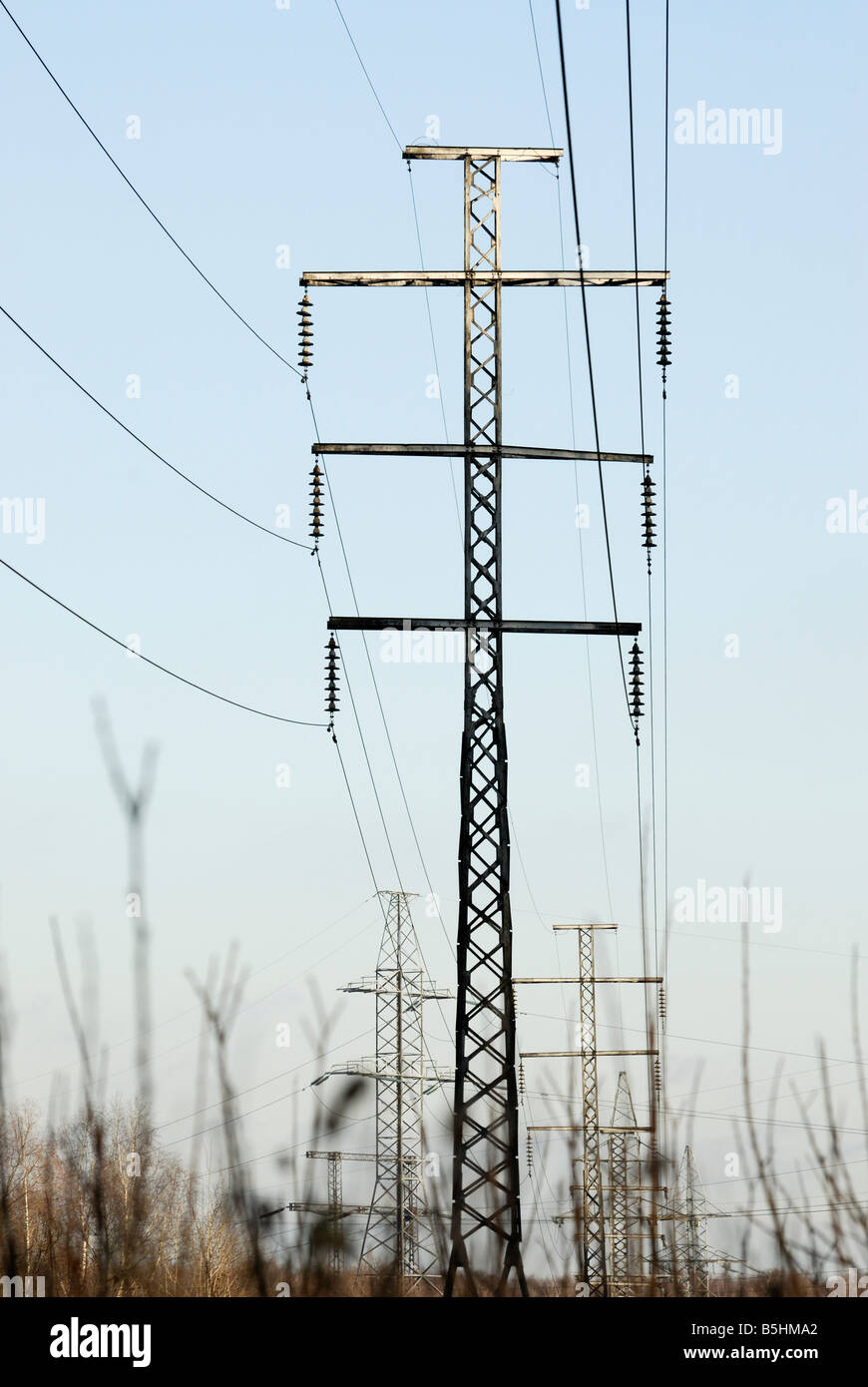Glass isolator power pole hi-res stock photography and images - Alamy