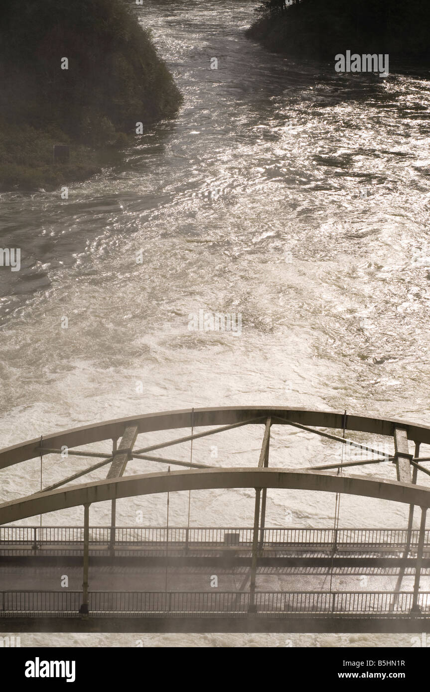 Overflow of water Stock Photo - Alamy