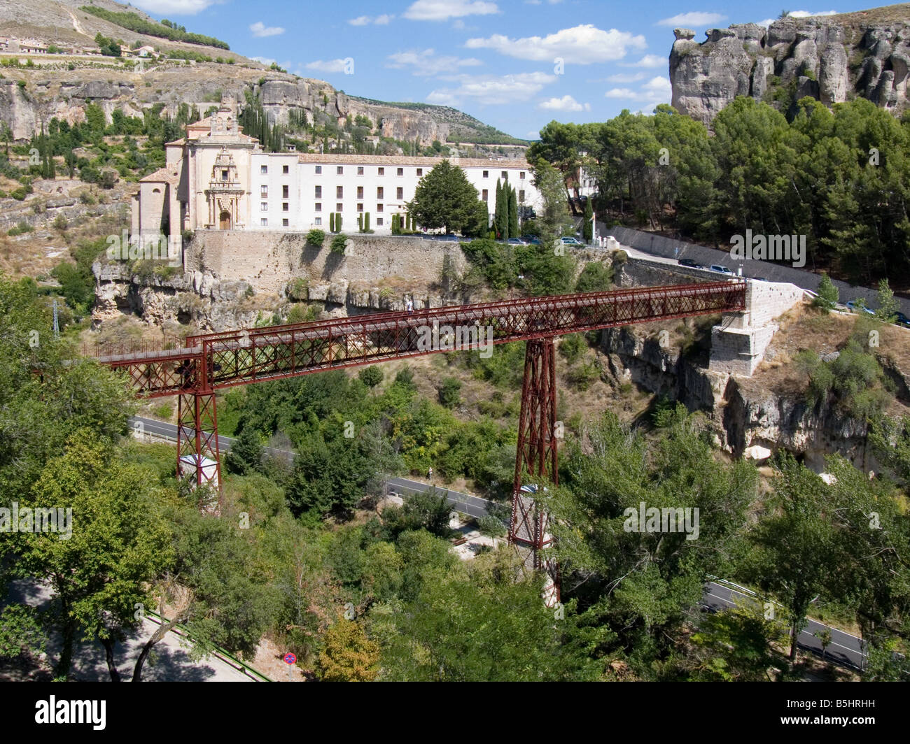 Cuenca parador bridge spain hi-res stock photography and images - Alamy