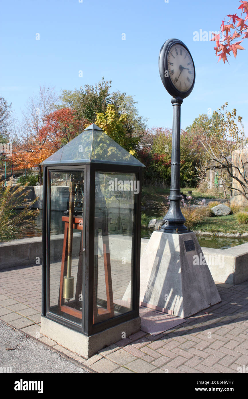 Clock- Indianapolis zoo grounds Stock Photo - Alamy