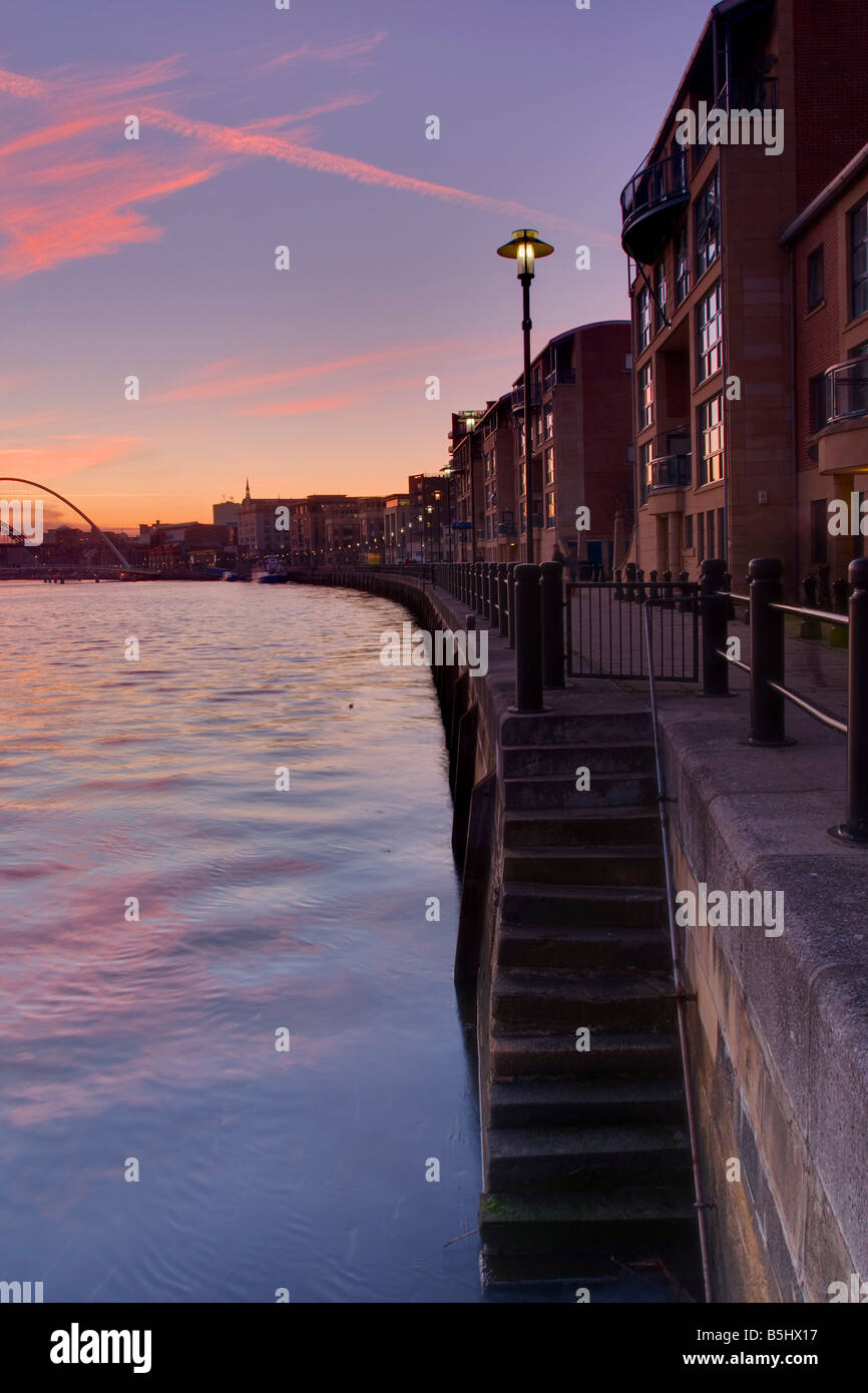 Quayside newcastle hi-res stock photography and images - Alamy