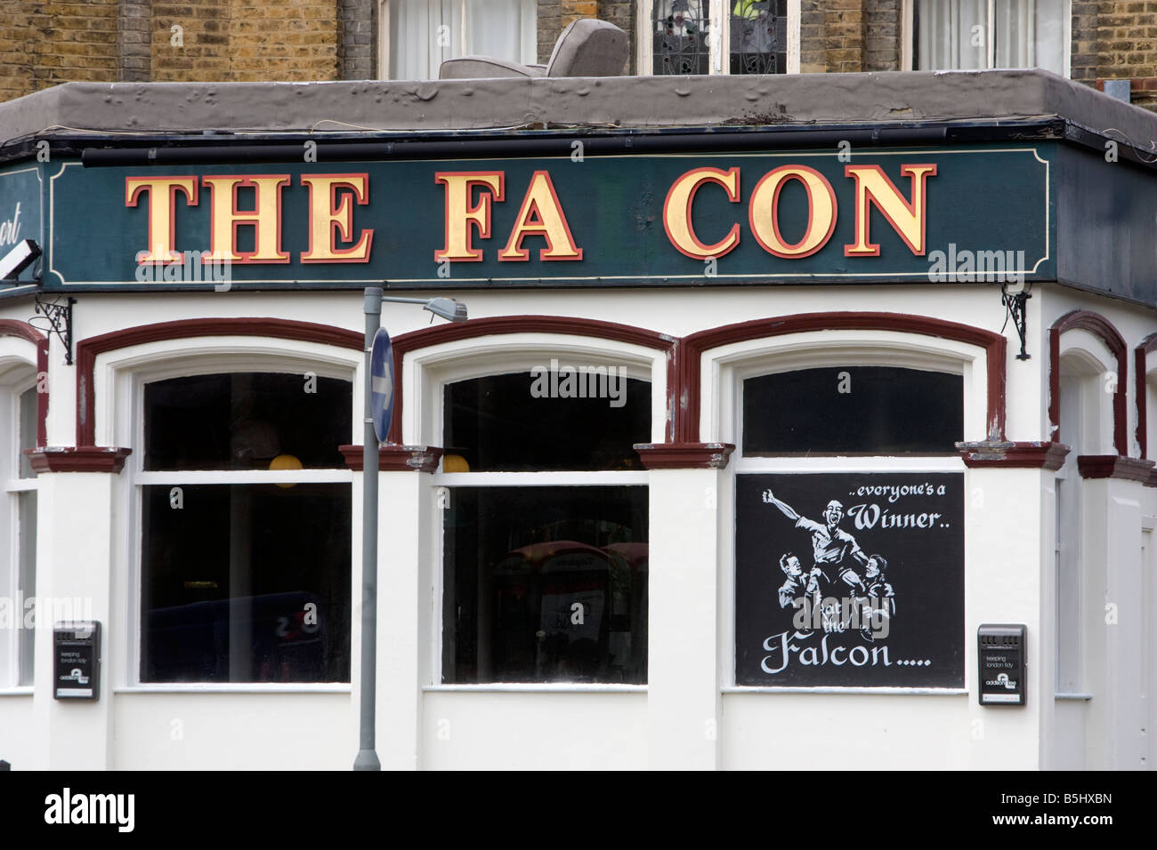 Premier inn signage hi-res stock photography and images - Alamy