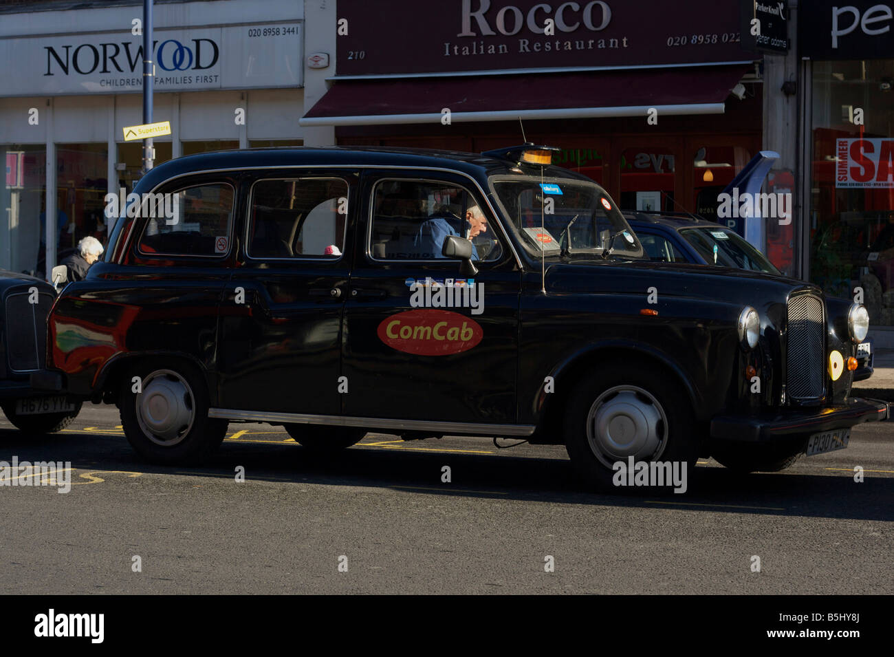 Reading taxi rank hi-res stock photography and images - Alamy