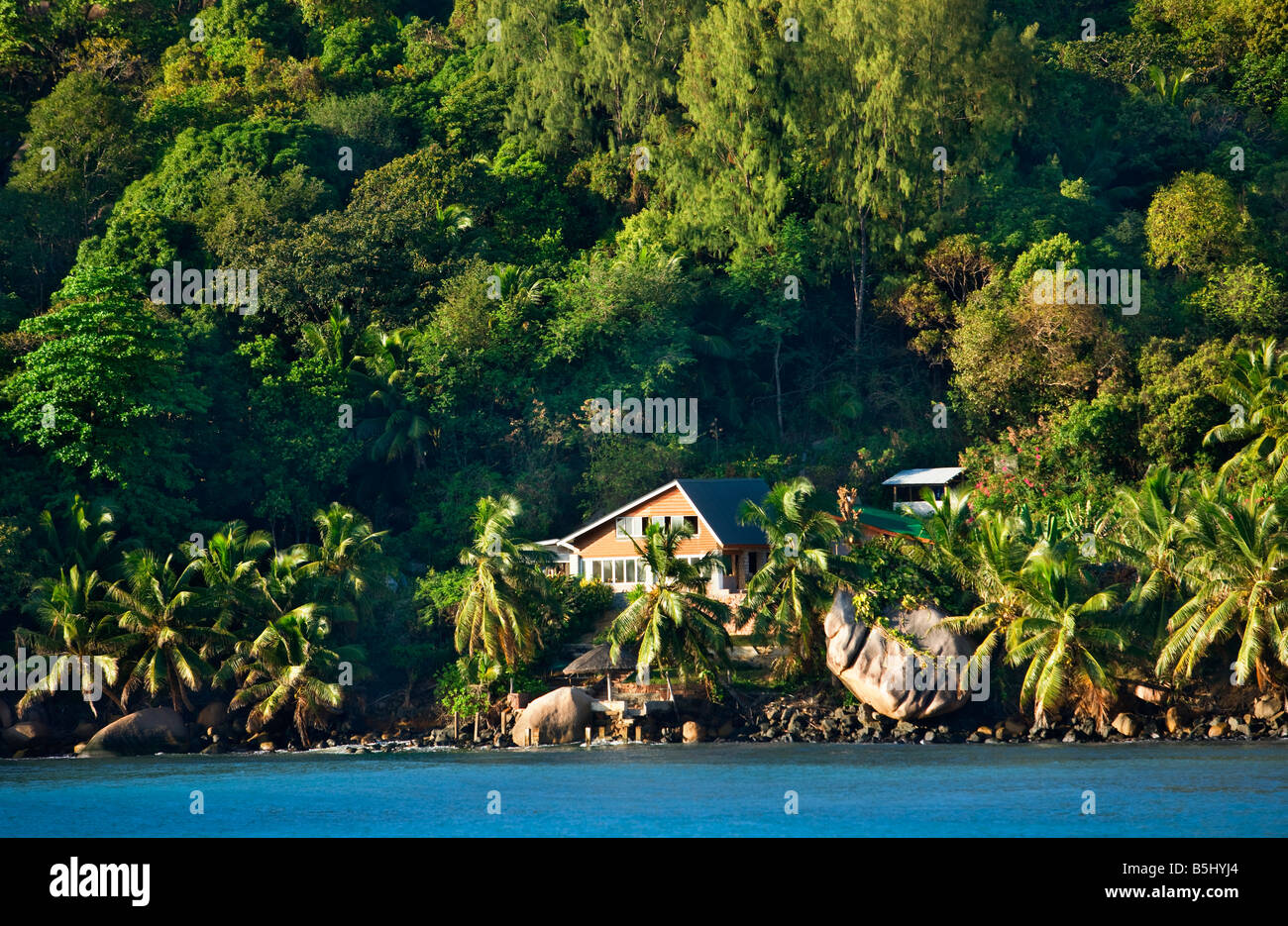 Island praslin seychelles hi-res stock photography and images - Alamy