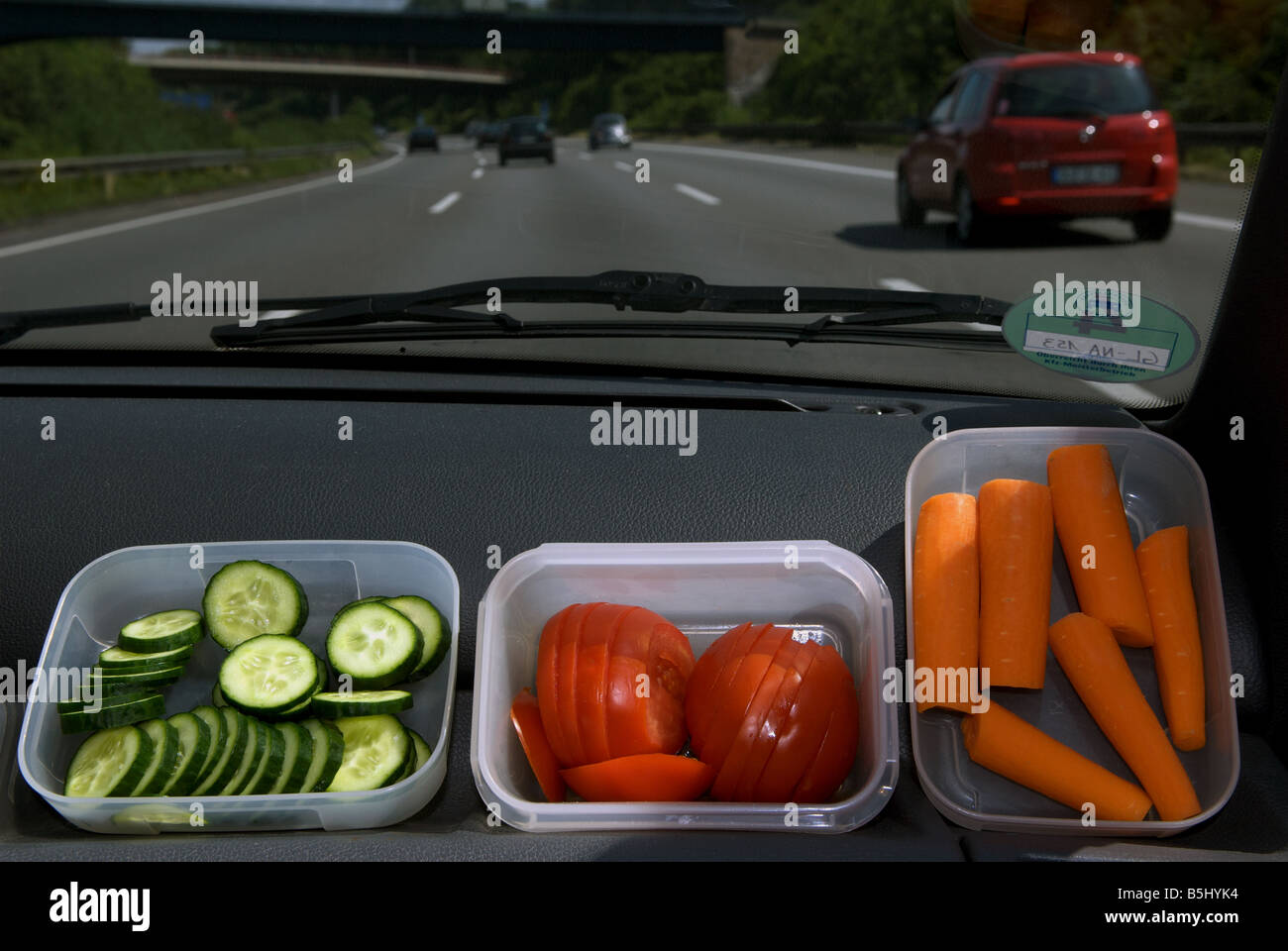Packed lunch for a healthy snack on a long-distance car journey in ...