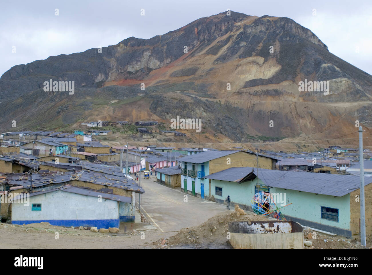 Scene in the small mining town of Morococho Peru Stock Photo - Alamy