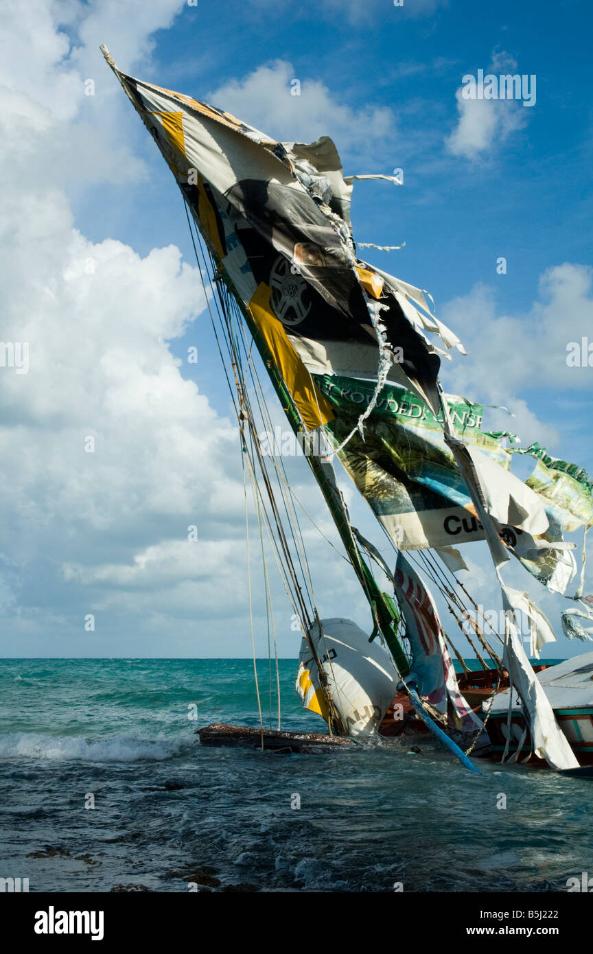 Torn sails hi-res stock photography and images - Alamy