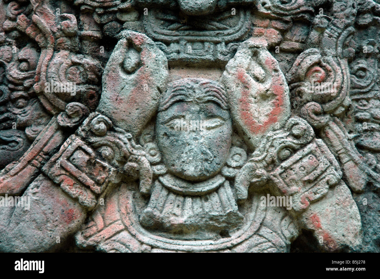 Copan ruins honduras statue hi-res stock photography and images - Alamy