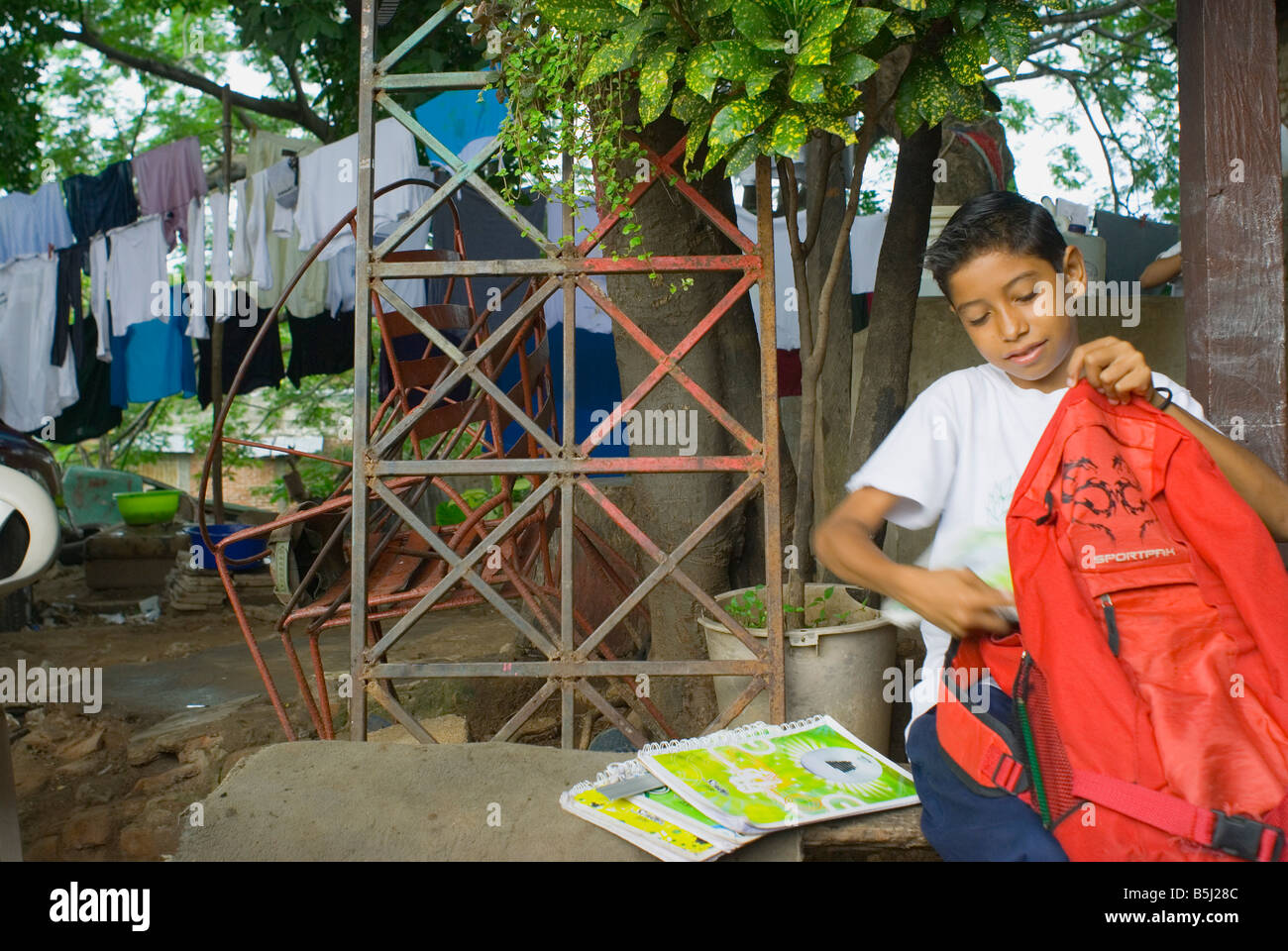 Nicaraguan school boy Christian Calero Gutierrez Stock Photo - Alamy