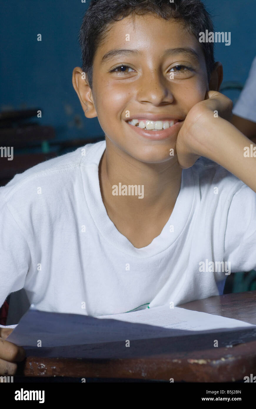 Nicaraguan family portrait hi-res stock photography and images - Alamy