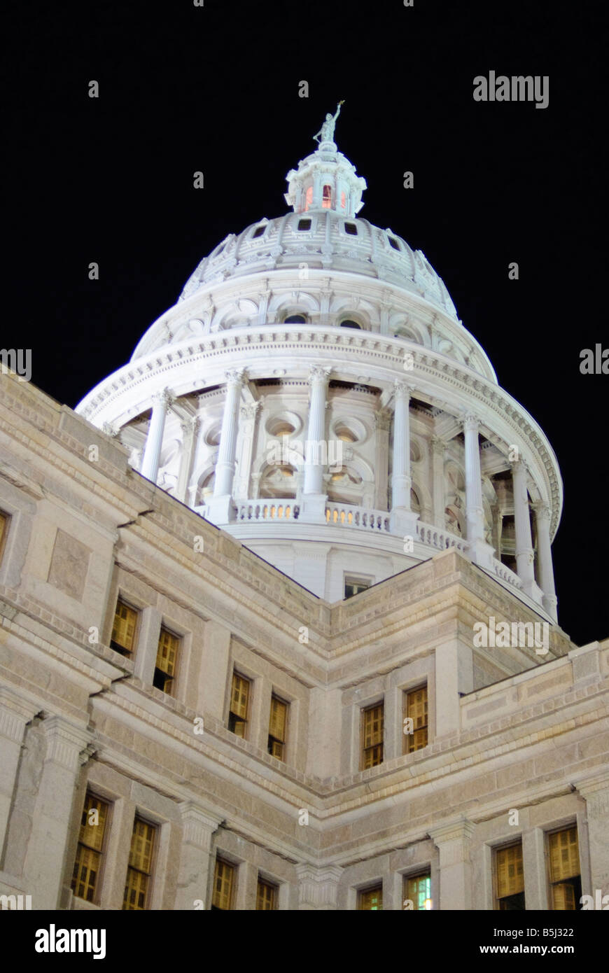 AUSTIN, Texas - Texas State Capitol in Austin at night Stock Photo - Alamy