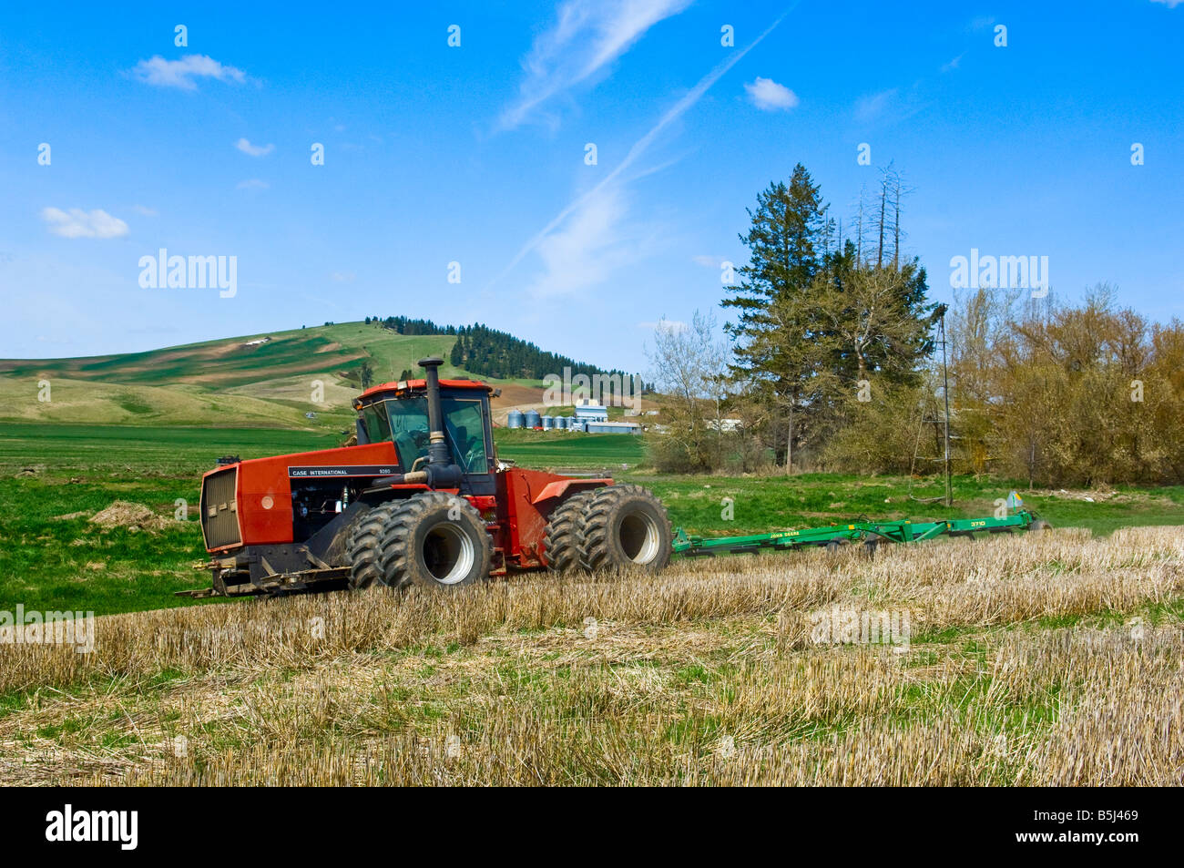 Clear till tilling plowing moldboard plough ploughing us hi-res stock ...