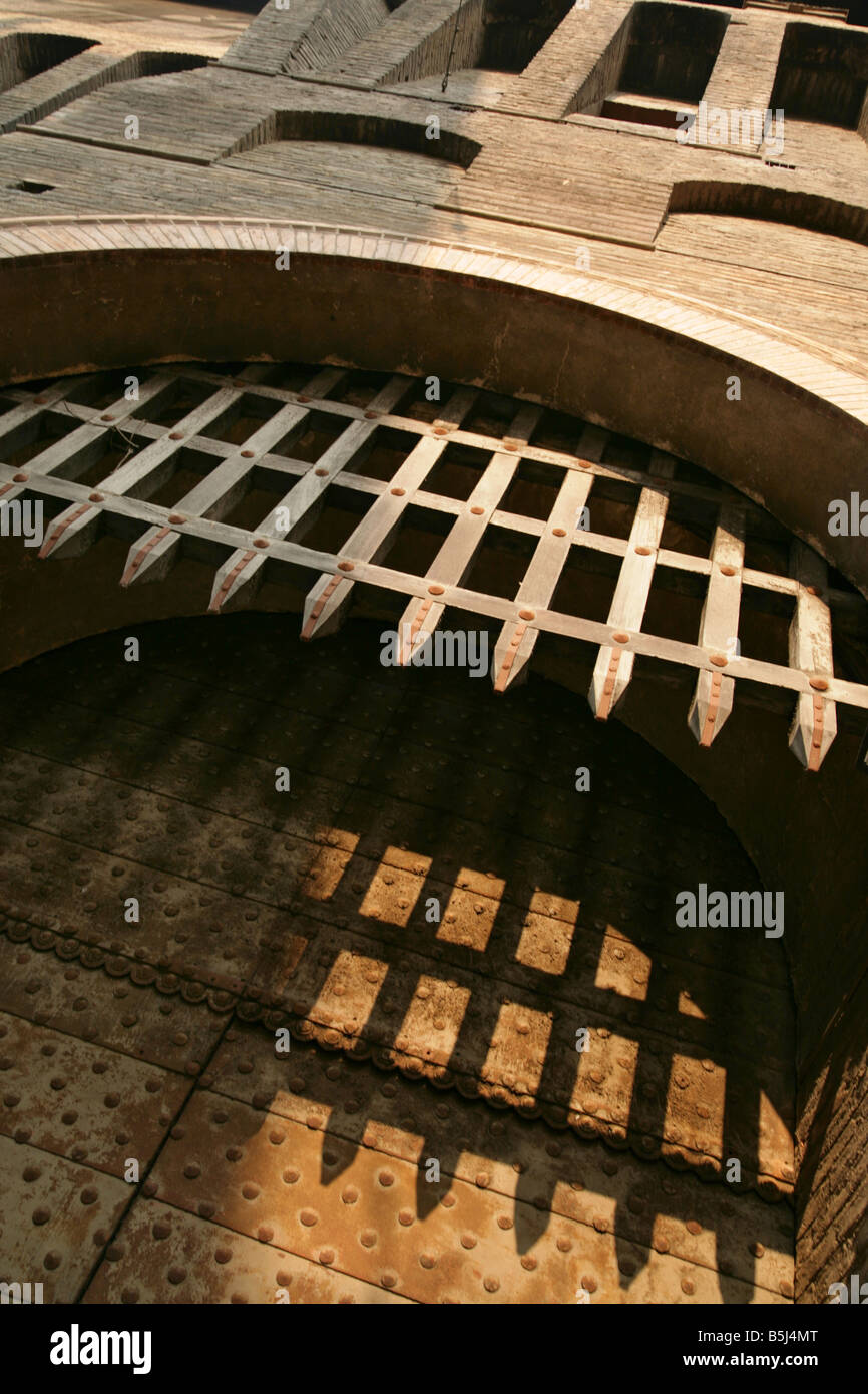 Portcullis Gate High Resolution Stock Photography and Images - Alamy