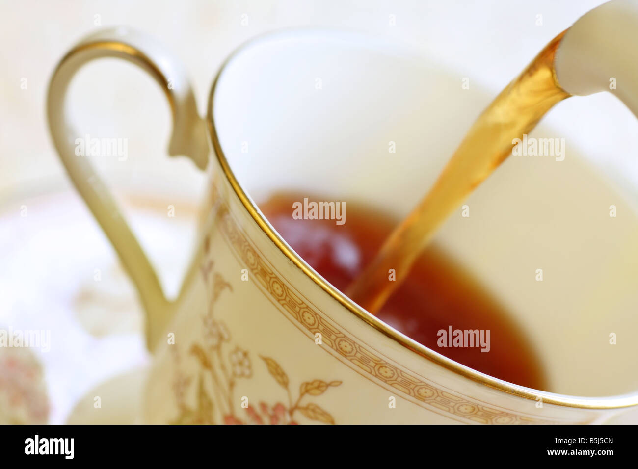Posh tea cup hi-res stock photography and images - Alamy