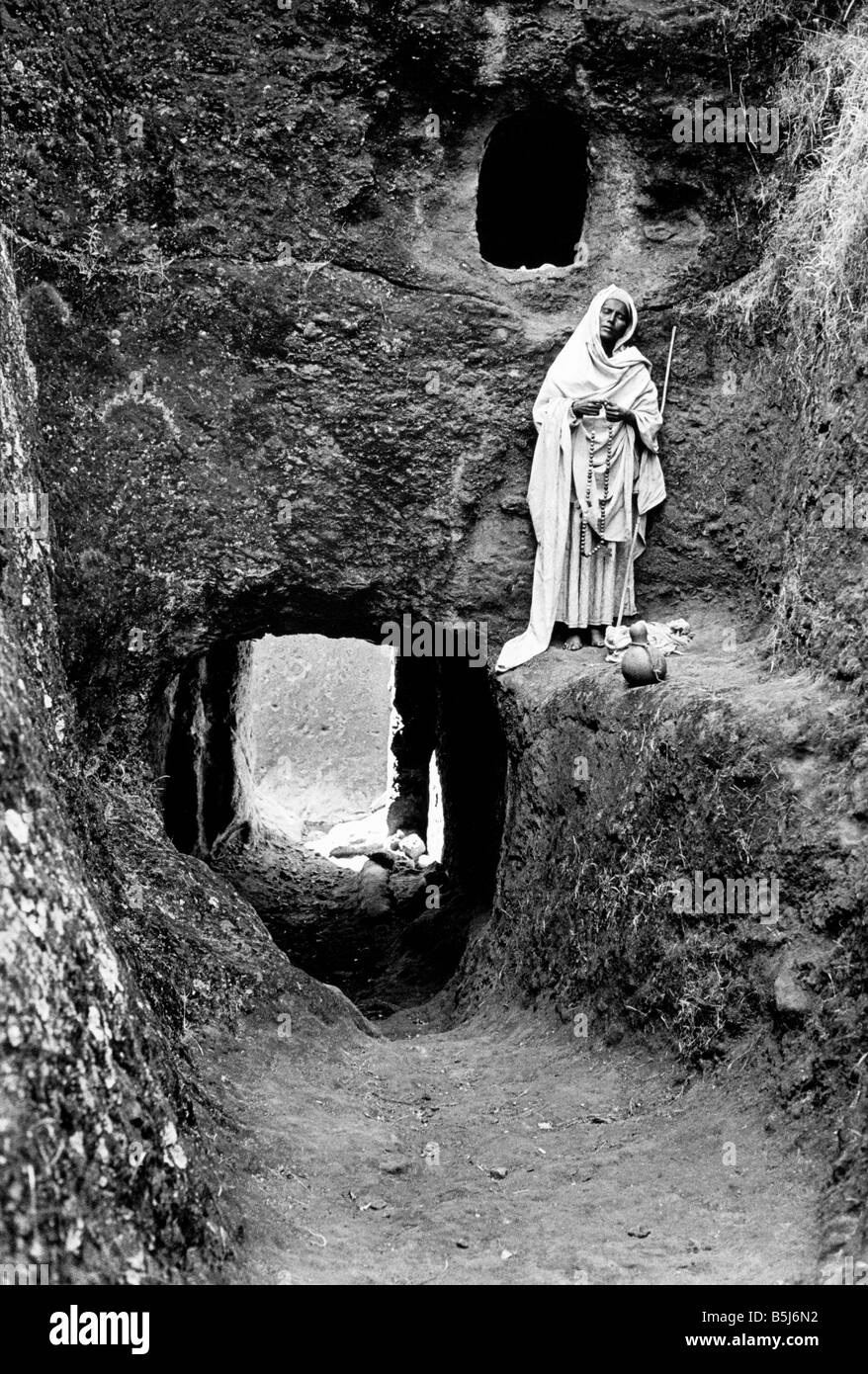 An Ethiopian Orthodox pilgrim at Lalibela, Ethiopia Stock Photo - Alamy