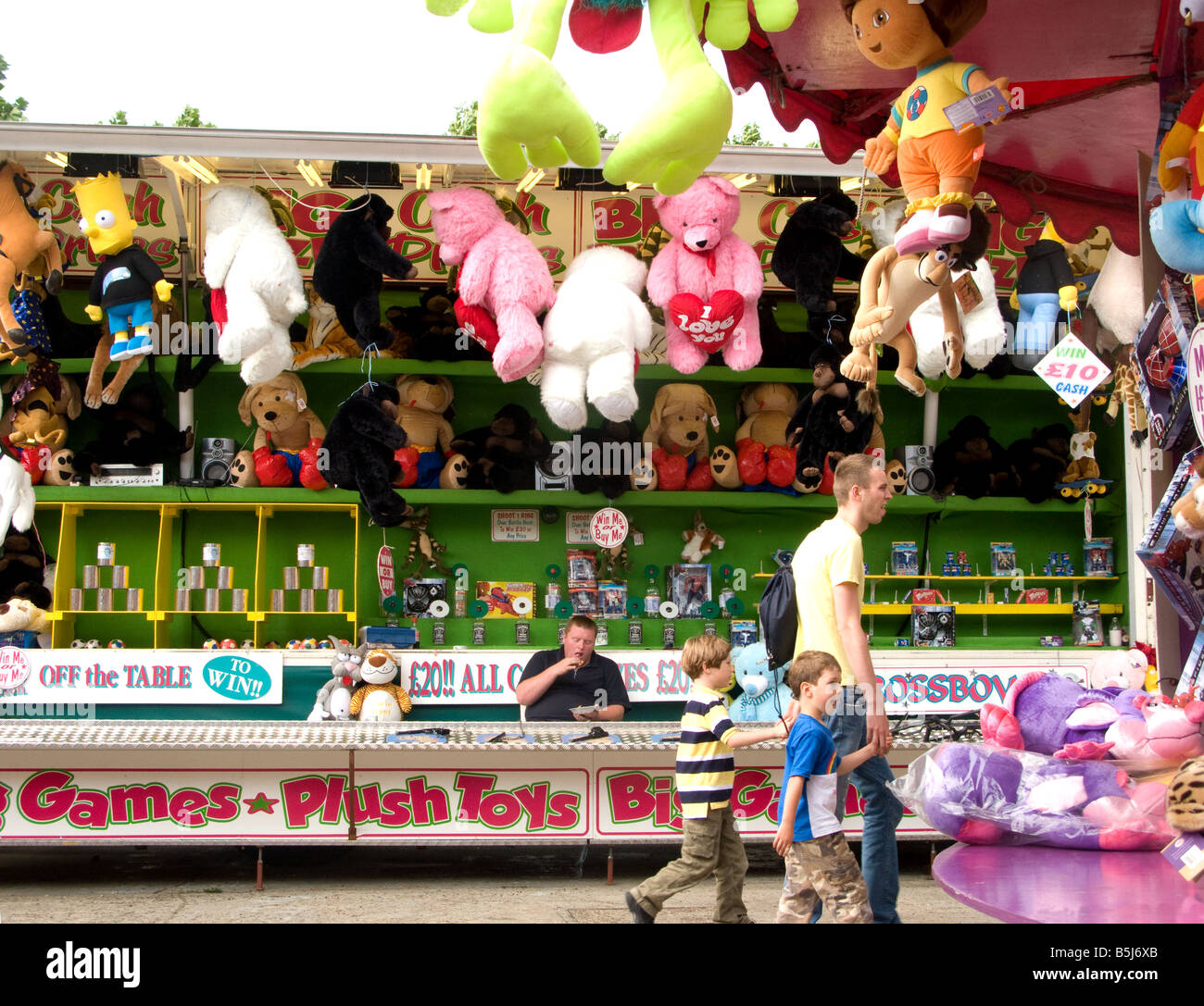 Boring fun fair Stock Photo - Alamy