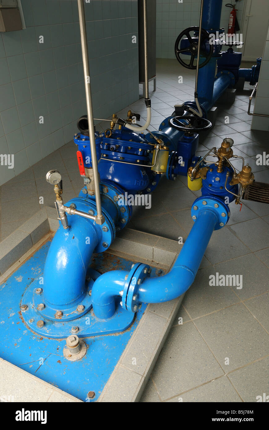 Valve point hi-res stock photography and images - Alamy