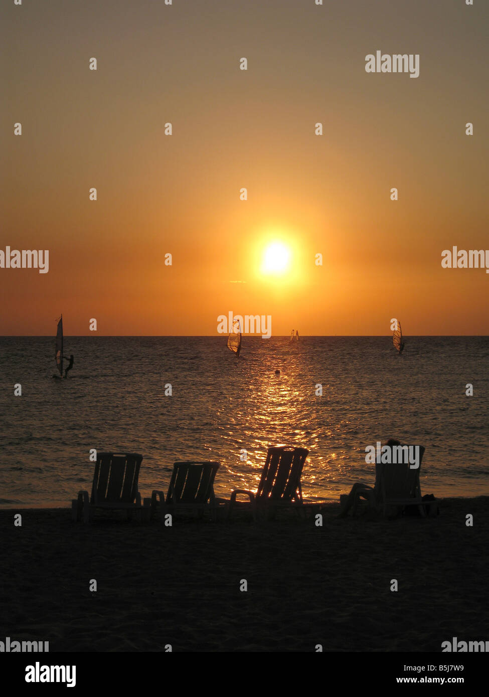 Tel aviv israel beach frishman hi-res stock photography and images - Alamy