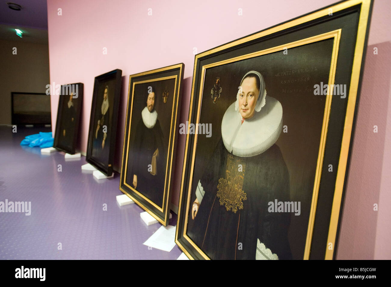 Dutch classical architecture hi-res stock photography and images - Alamy