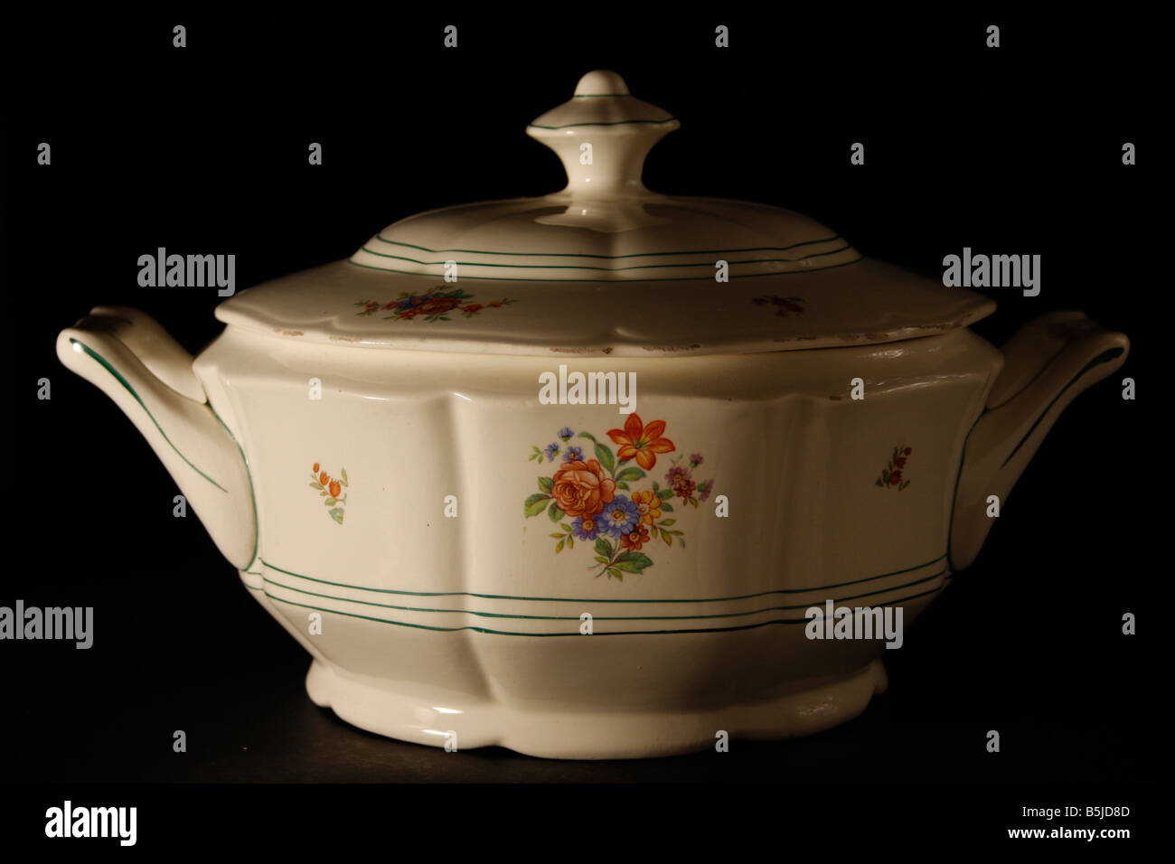 Italian pottery hi-res stock photography and images - Alamy