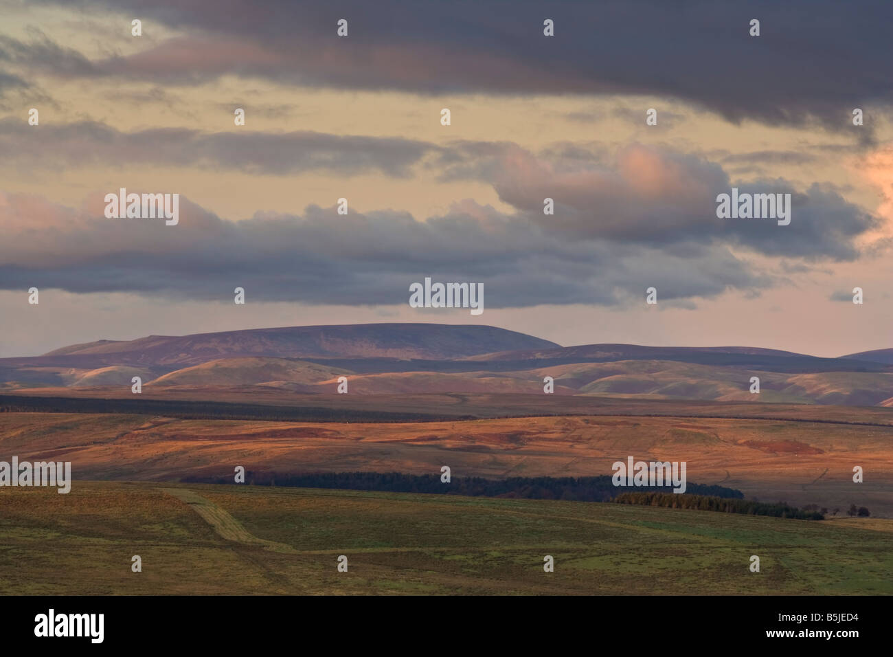 Pennine hill range hi-res stock photography and images - Alamy