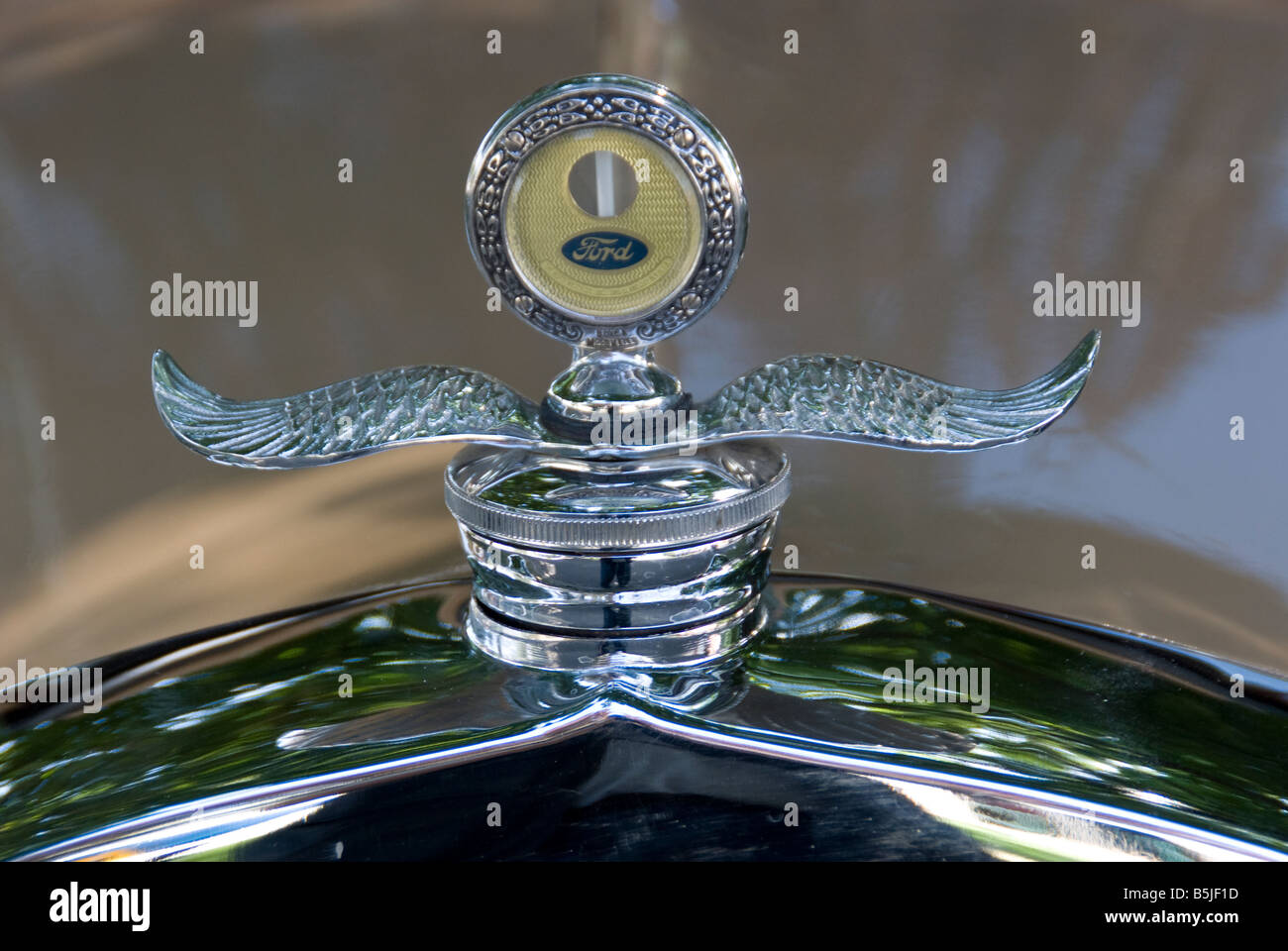 Hood ornament on a classic early model Ford Stock Photo - Alamy