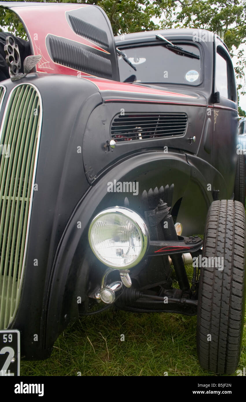 Frontal closeup of a vintage black Ford car Stock Photo - Alamy