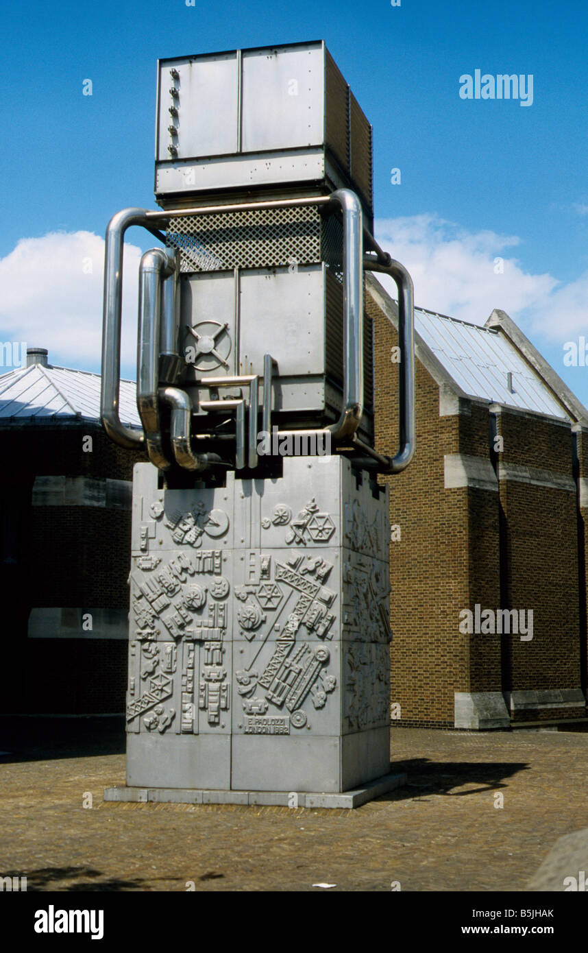 Sculpture by Eduardo Paolozzi hiding an air vent from Victoria line ...