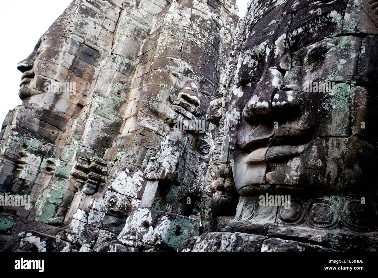 Angkor wat faces of bayon hi-res stock photography and images - Alamy