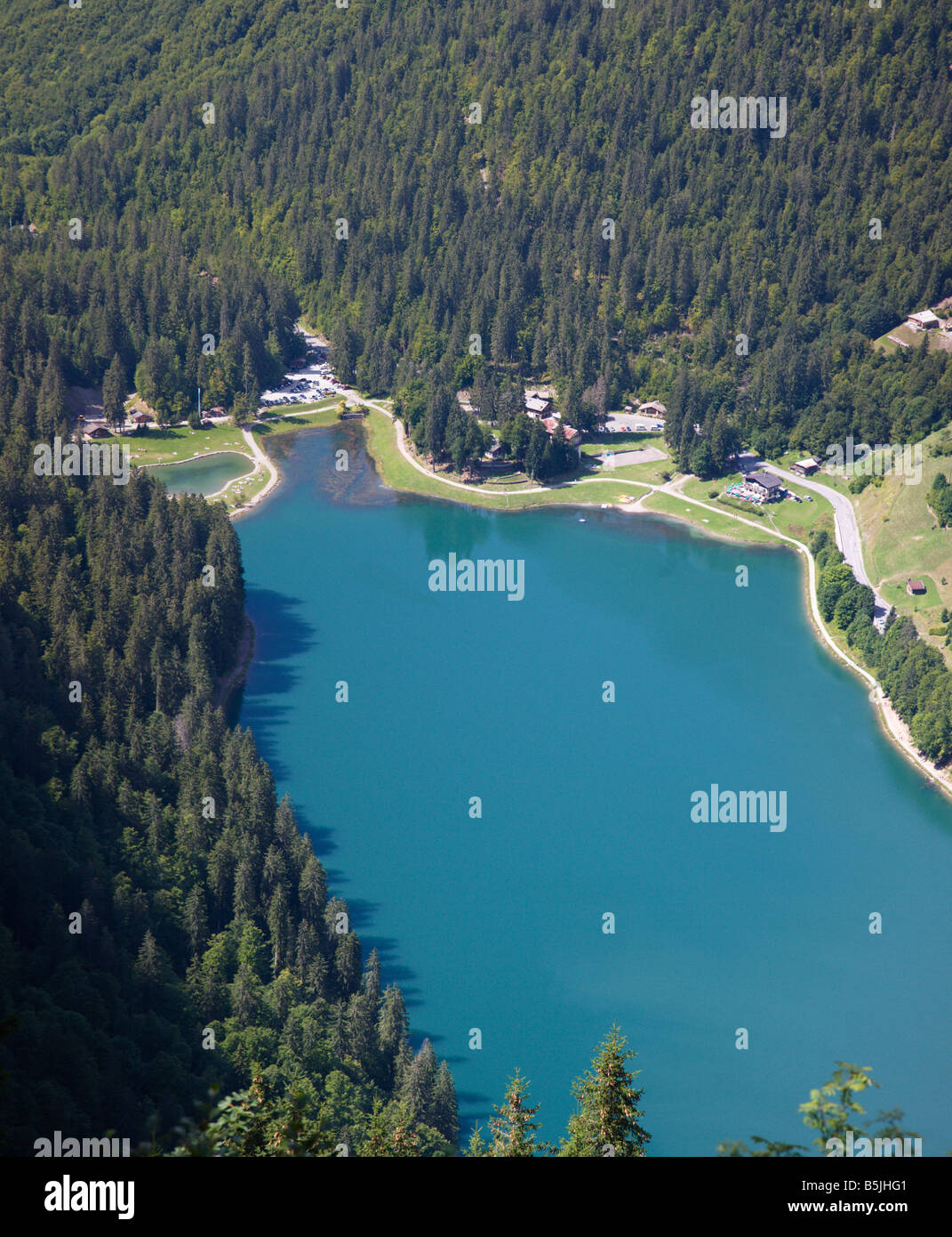 Montriond lake hi-res stock photography and images - Alamy