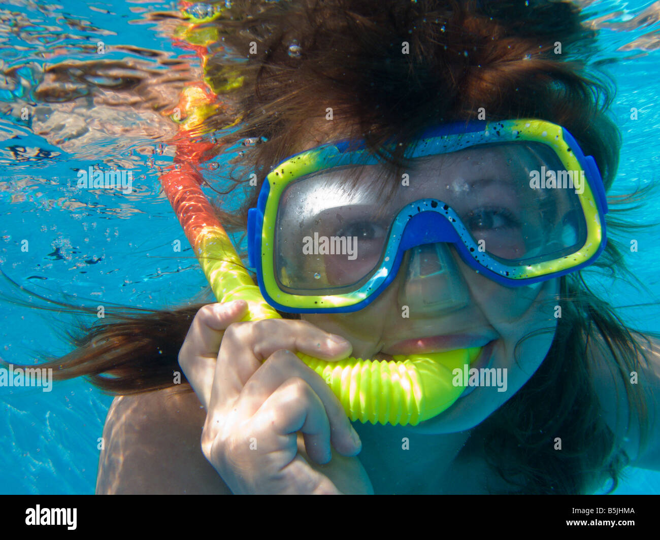 Teenage girl underwater snorkel hi-res stock photography and images - Alamy
