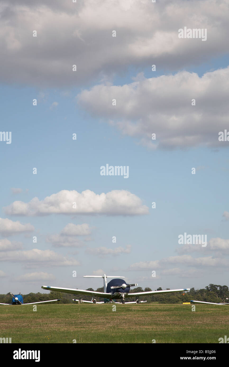 Parked light aircraft on a sunny day Stock Photo - Alamy