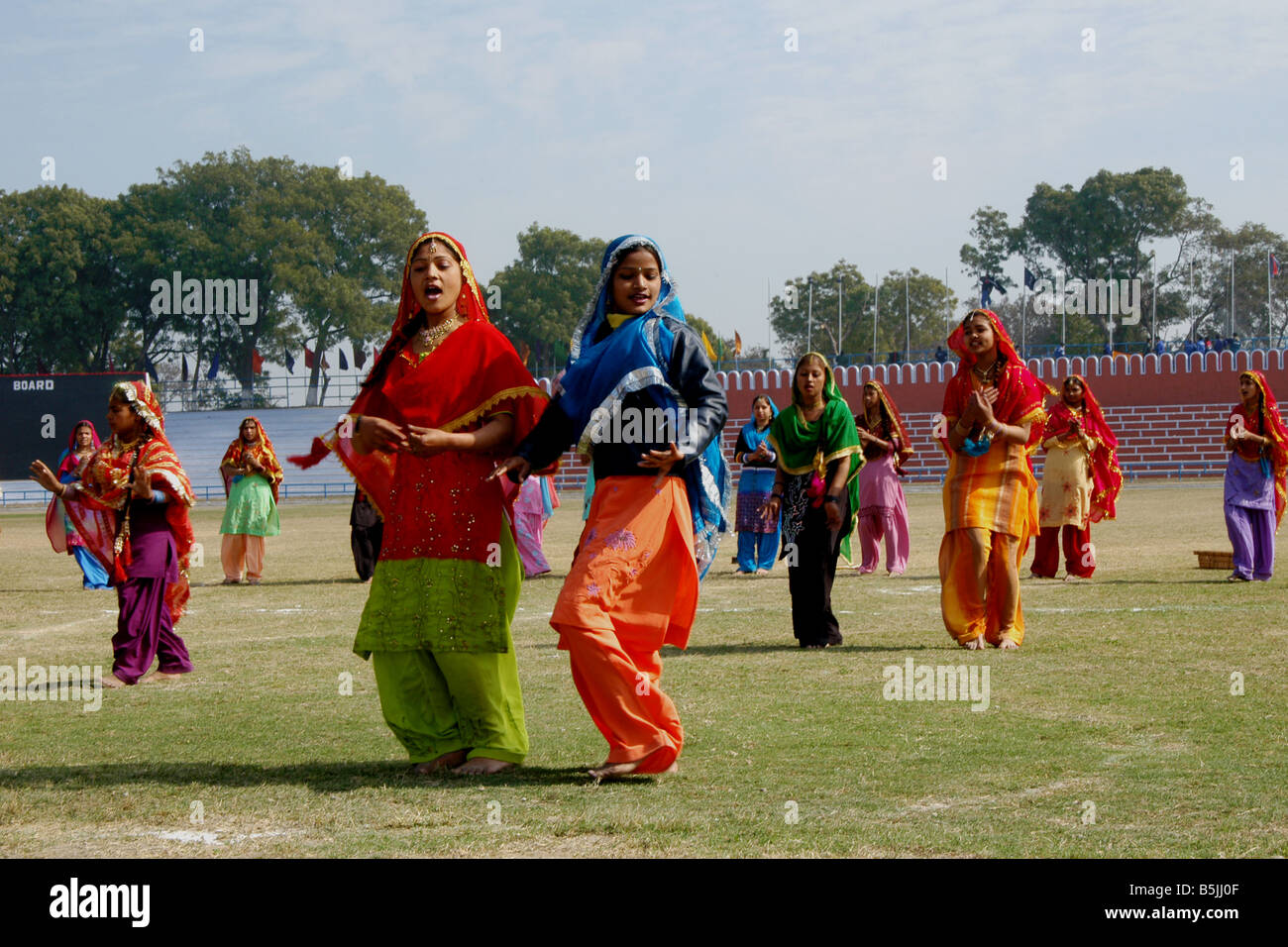 Punjabi dance hi-res stock photography and images - Alamy