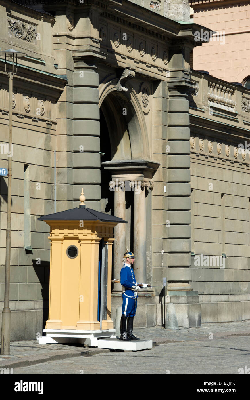 Guard duty sentry box hi-res stock photography and images - Alamy