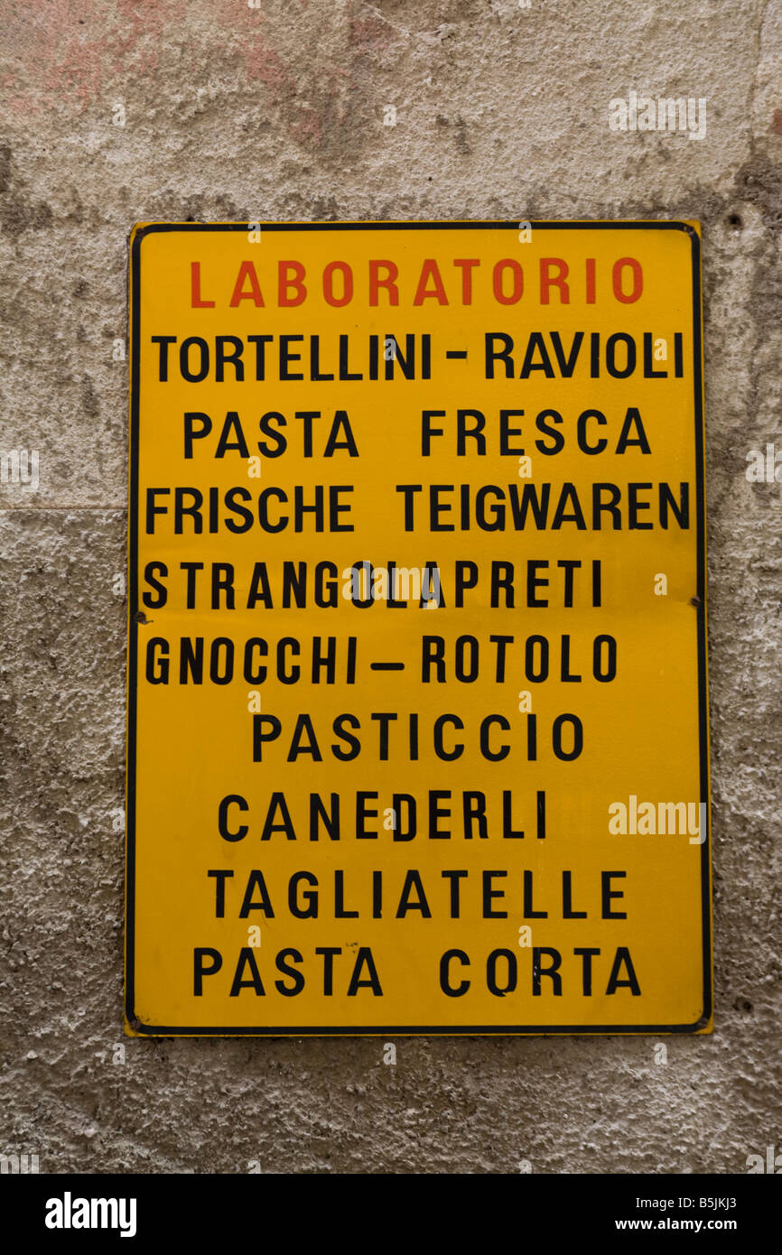 Italian description hi-res stock photography and images - Alamy