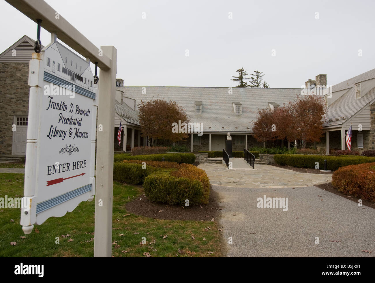 Franklin D. Roosevelt Presidential Library and Museum in Hyde Park, NY ...